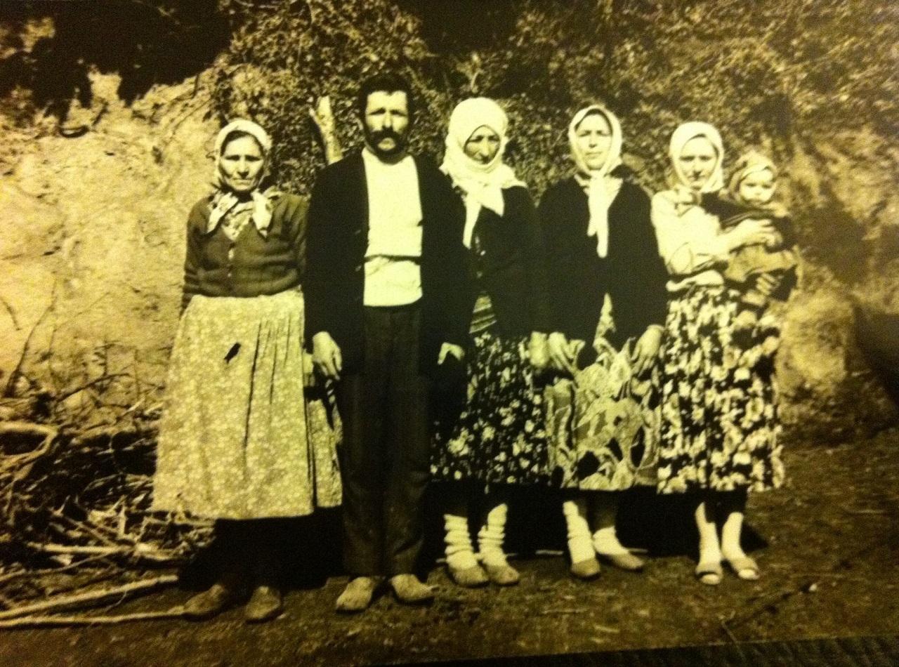 Temel SEVİM'in Albümünden nostalji Siyah-Beyaz resimler - Ali BAYIR